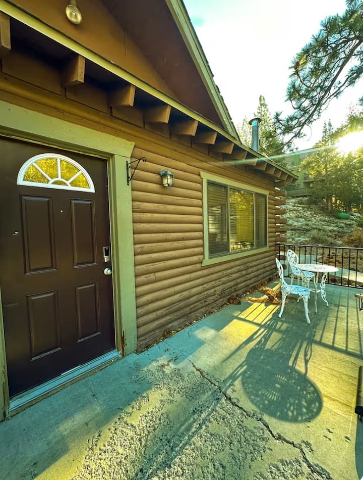 Whispering Winds Cabin - June Lake, CA