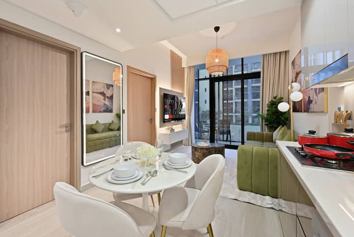 Luxe 1br Riviera Apt | Walkable Canal Community - Dubai Airport (DXB) 