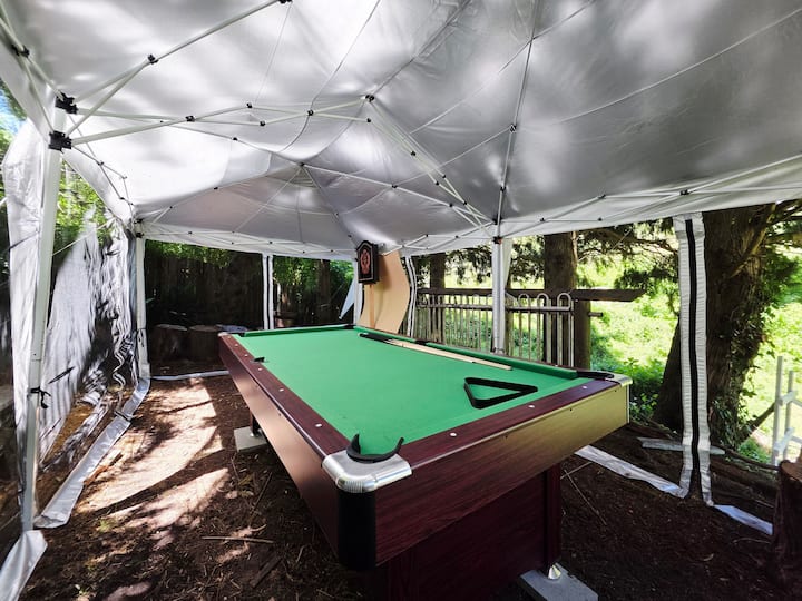 Sleeps 10 | King Bed | Pool Table | Firepit - Blackheath, NSW, Australia