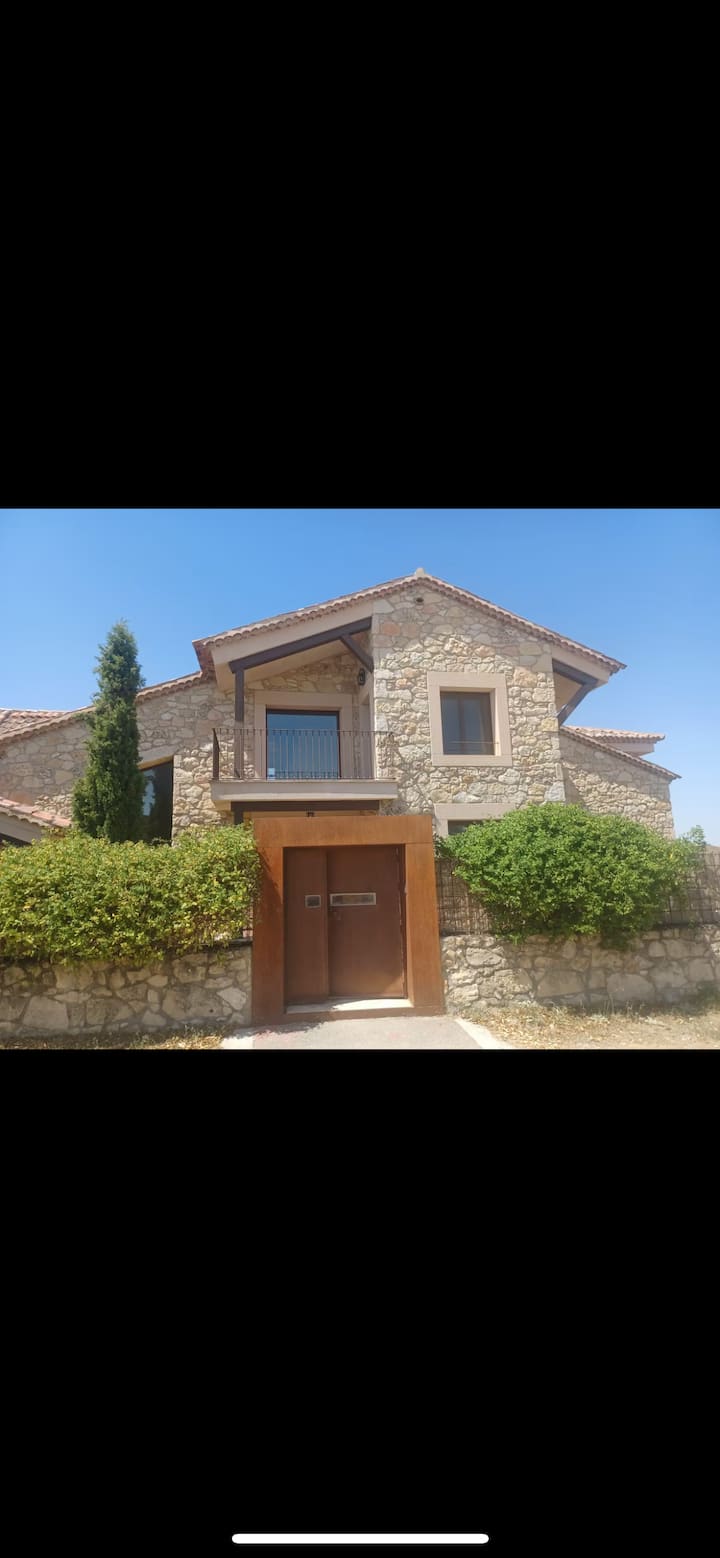 Casa Tua: Piscina Climatizada - Sepúlveda