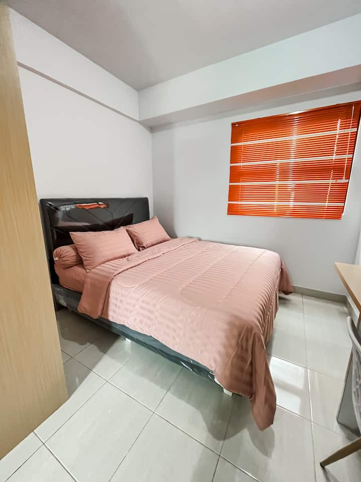 Apartemen Solo Urbana Lantai 0718. - Karanganyar