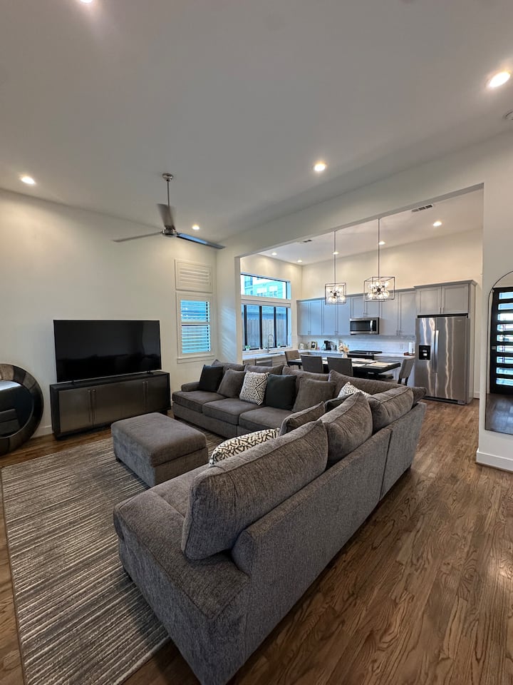 Rooftop In The Heights - Houston, TX