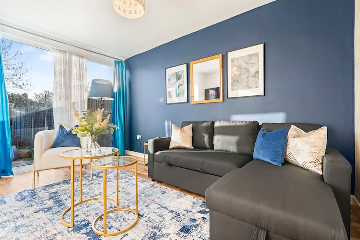 #87 Beautiful Birmingham Home 4 Bed Sleeps 8 - Solihull