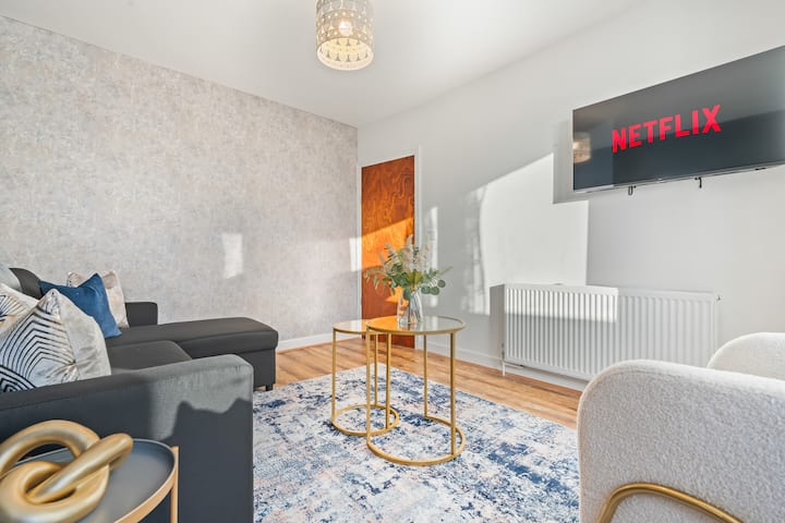 #87 Beautiful Birmingham Home 4 Bed Sleeps 6 - Birmingham