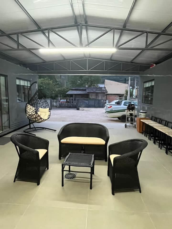 Casa Container Confortável E Bem Localizada - Palhoça