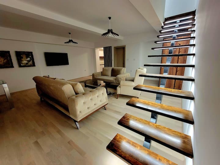 Starlight Penthouse - Skopje