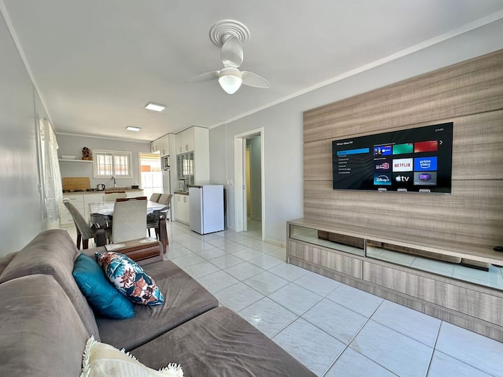 Casa 3 Dorm C/ Ar Condicionado Wi-fi E Prox Ao Mar - Capão da Canoa