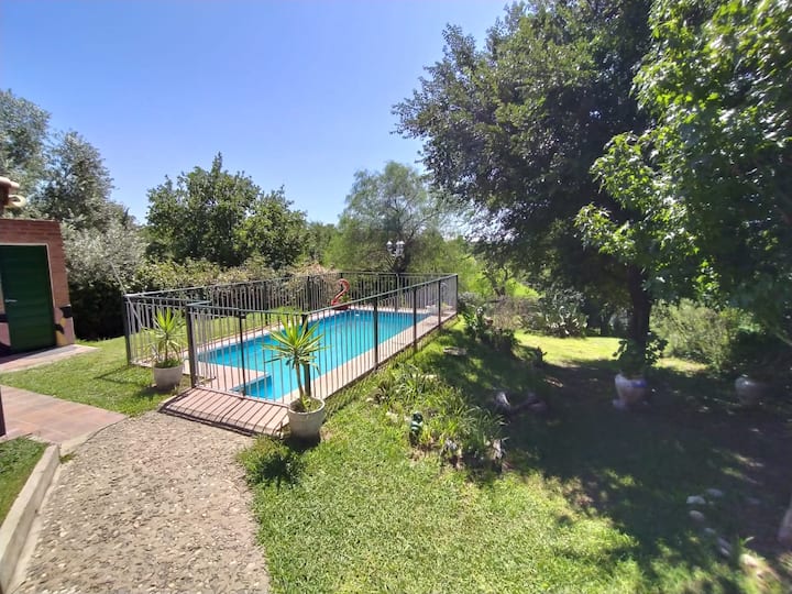 Bella Casa Con Pileta Y Parque! A 50 Mts Del Lago - Villa Carlos Paz