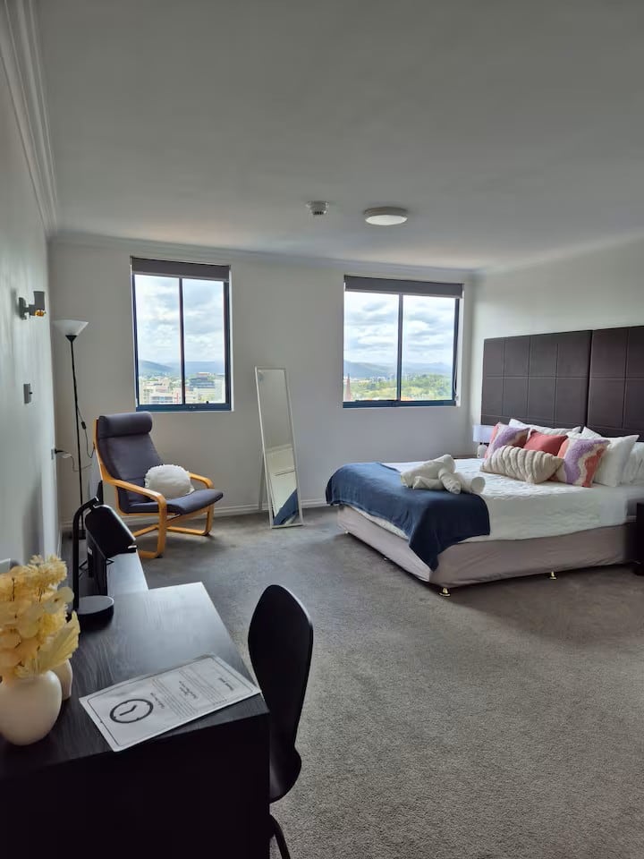 Brisbane Cbd Studio · Pool & Gym - Brisbane