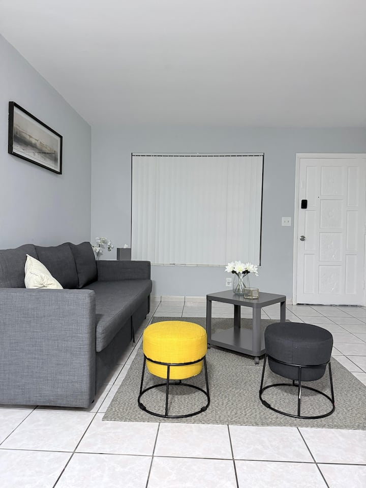 Modern North Miami Retreat · Near Beaches - North Miami Beach, FL