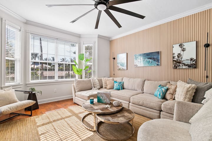 Rustic Siesta Key Treehouse: Sleeps 13 - Sarasota, FL