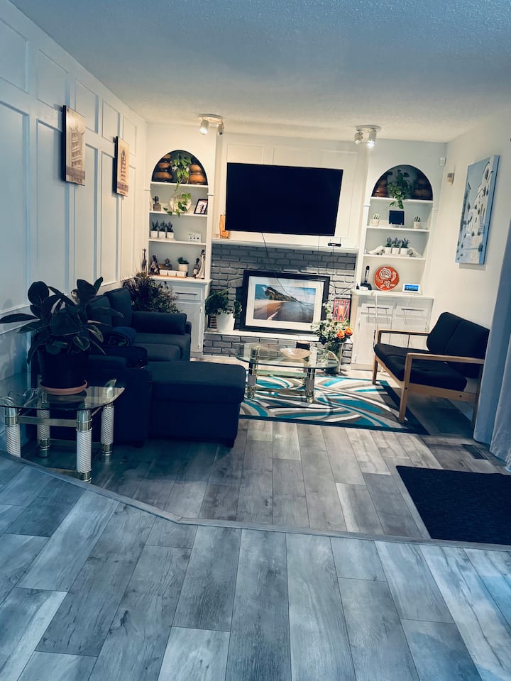 A Cozy Rental Place - Calgary