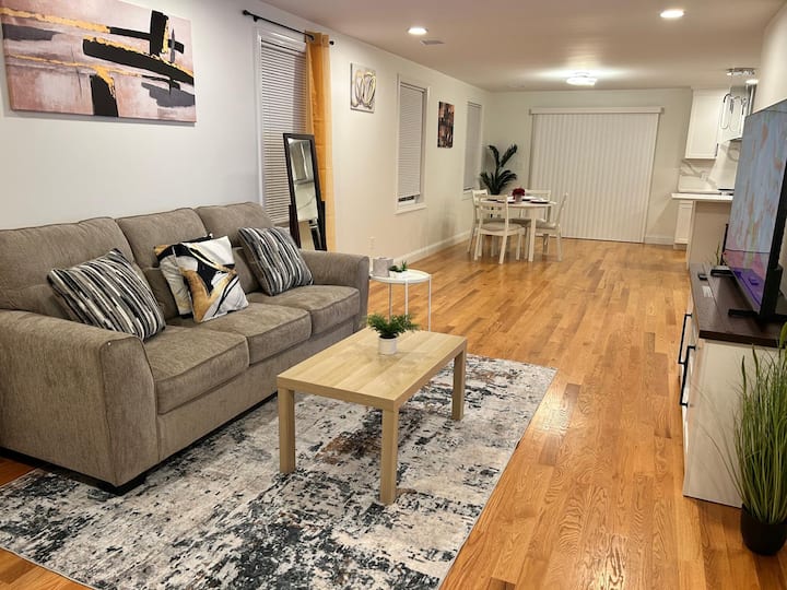 Luxury 3-bedroom House You Won't Want To Miss! - Brockton, MA