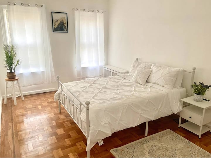 Classic Astoria Ny Junior One Bedroom 7 Min Subway - Union City, NJ