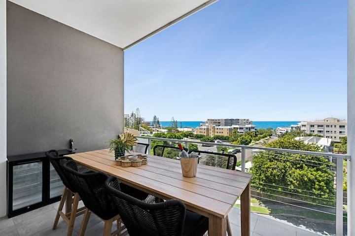 Ocean Views At Kings Beach - Caloundra