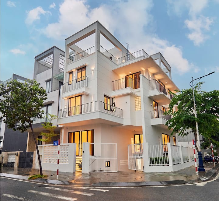 Mystery Riverside Villa-8br/pool/ktv/billards/bbq - Hô Chi Minh-Ville