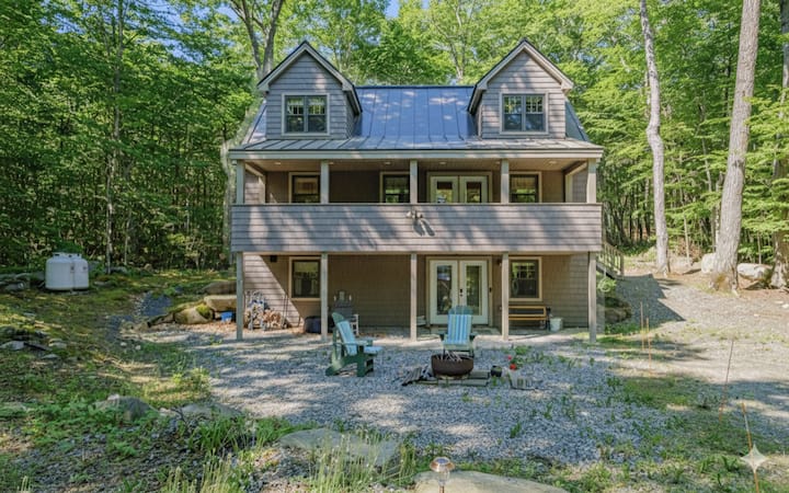 All Seasons Thompson Lake House - Oxford Casino Hotel