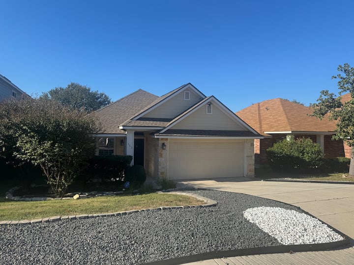 Newly Remodeled Modern And Cozy House In Stone Oak - Encino Park - San Antonio