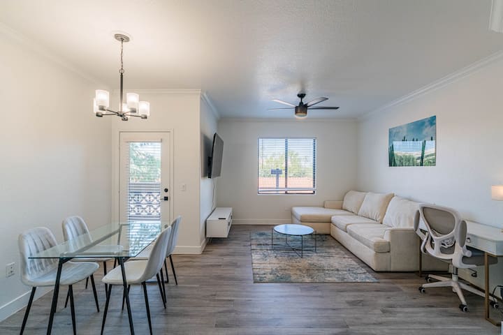 Beautiful 3br/3ba| Pool & Gym - Tempe, AZ