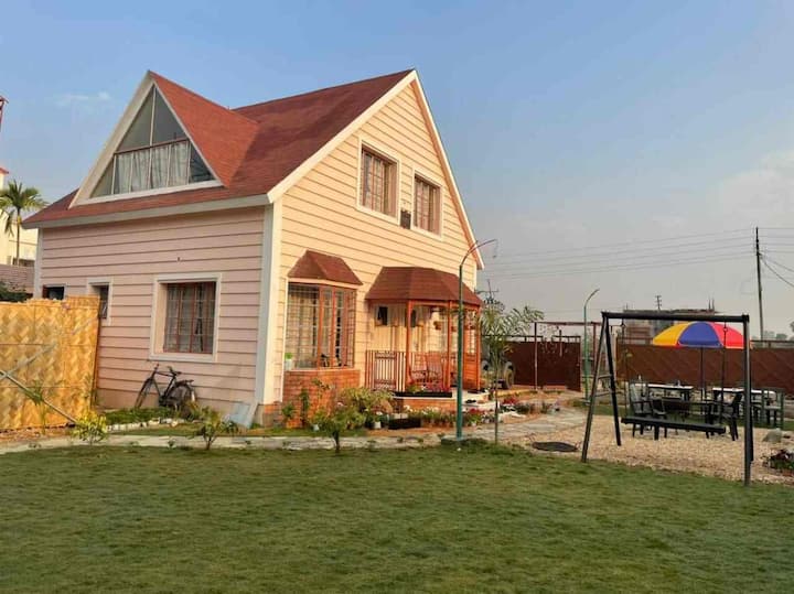 Luxurious Villa, Aesthetically Designed - Santiniketan