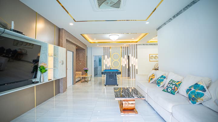 Q1芭提雅市中心4卧4卫独栋泳池别墅/近711/距离夜市600米 - Pattaya