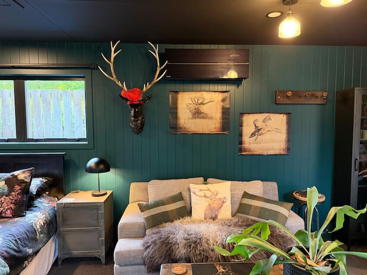 The Olde Whiskey Room - Queenstown