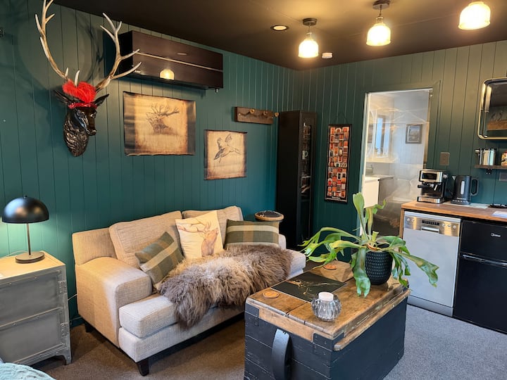 The Olde Whiskey Room - Queenstown, New Zealand