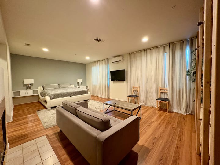 [F] Modern & Cozy 2-bedroom Guesthouse - Fontana, CA