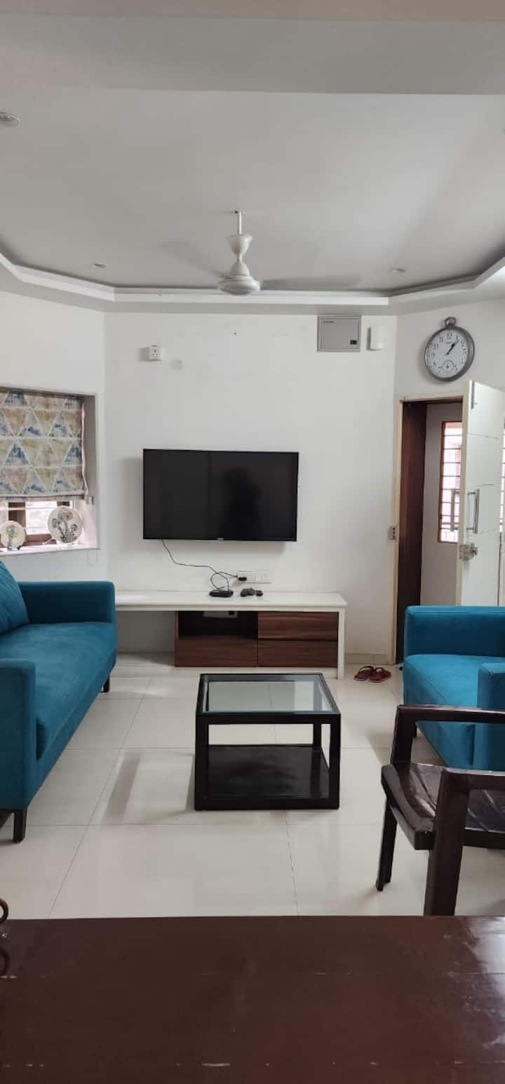 Duplex Flat Which Can Accommodate 12 Guests - Vadodara