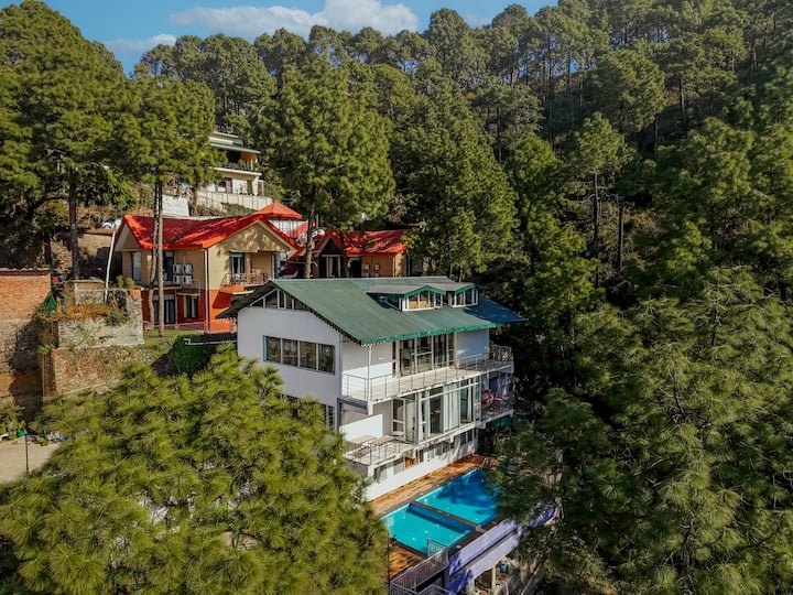 Mountain View Retreat W/ Garden Lounge & Pool - Kasauli