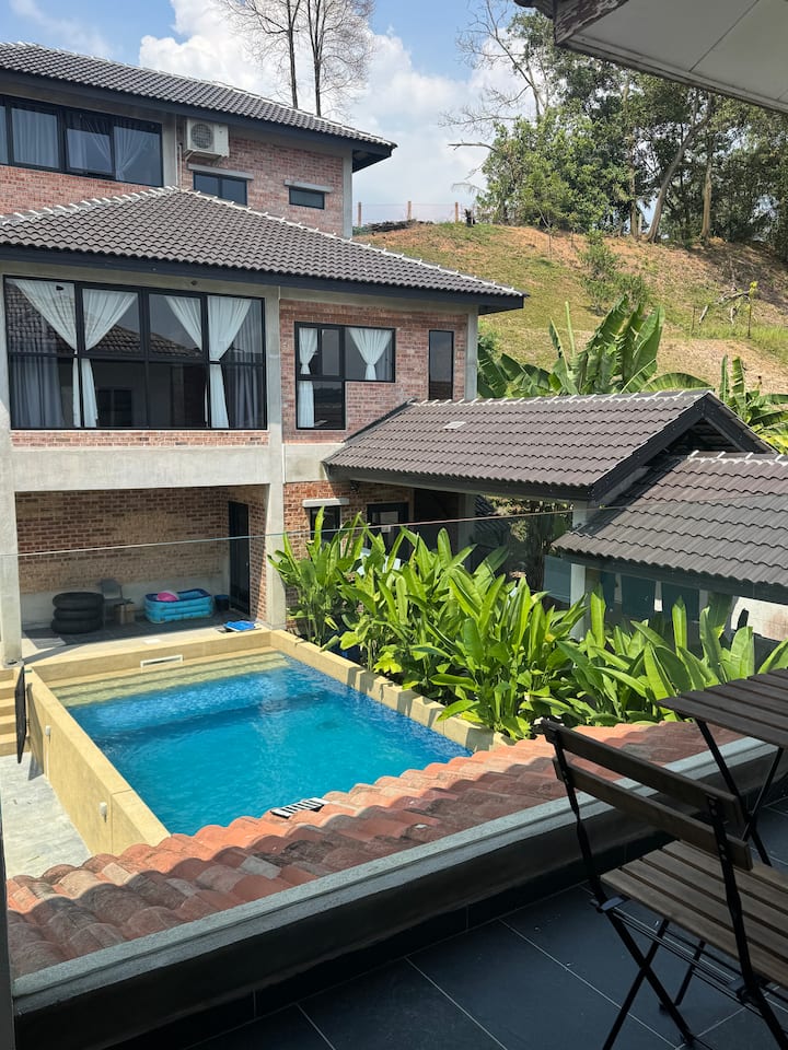 Bungalow Pool Villa - Port Dickson