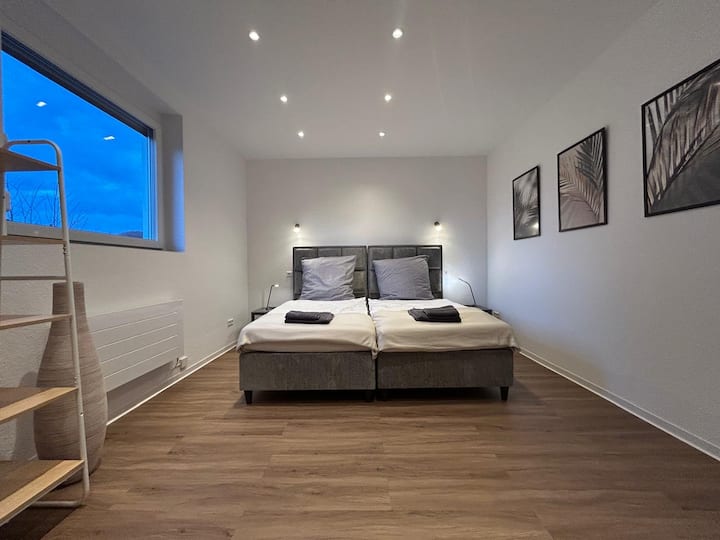 Livinglike-4pp-zentral-modern-privat-parkplatz - Plochingen