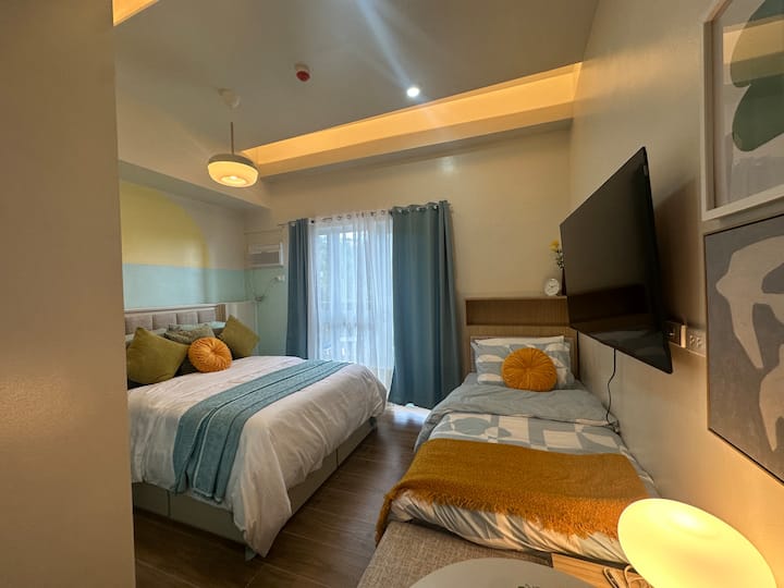 Twin Lakes Hotel Vineyard Manor Cluster 1 Tagaytay - Lemery