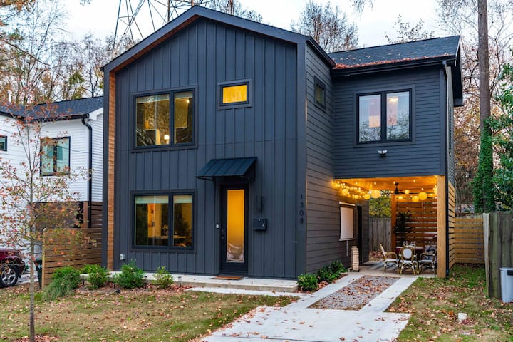 Patio • Mini Golf & Bbq Near Downtown | 3bd - Raleigh, NC
