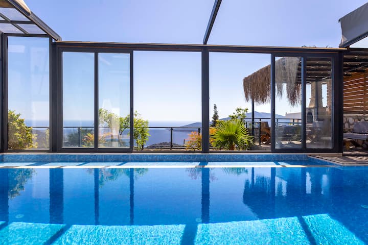 Deniz Manzaralı Balayı Villası - Kalkan