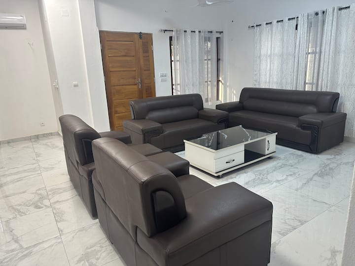 Petite Maison Blanche - Togo