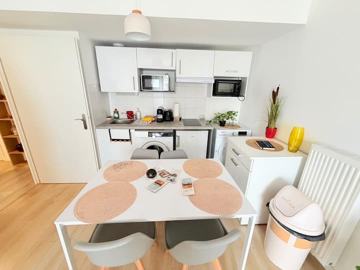 Lovely One-bedroom Flat Near Paris  La Queue-en-brie - Marne-la-Vallée