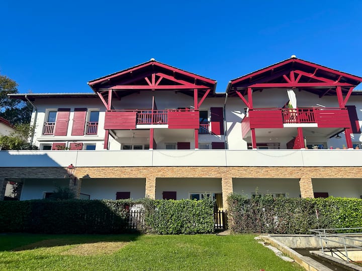 3p Cosy Avec Terrasse, Entre Océan & Collines - Saint-Pée-sur-Nivelle