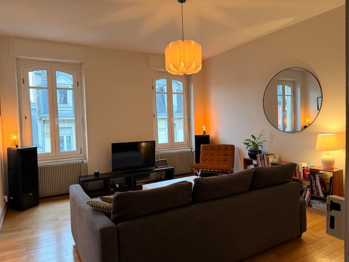 Neustadt - Grand Appartement à 5min Marché De Noël - Gare de Strasbourg Ville