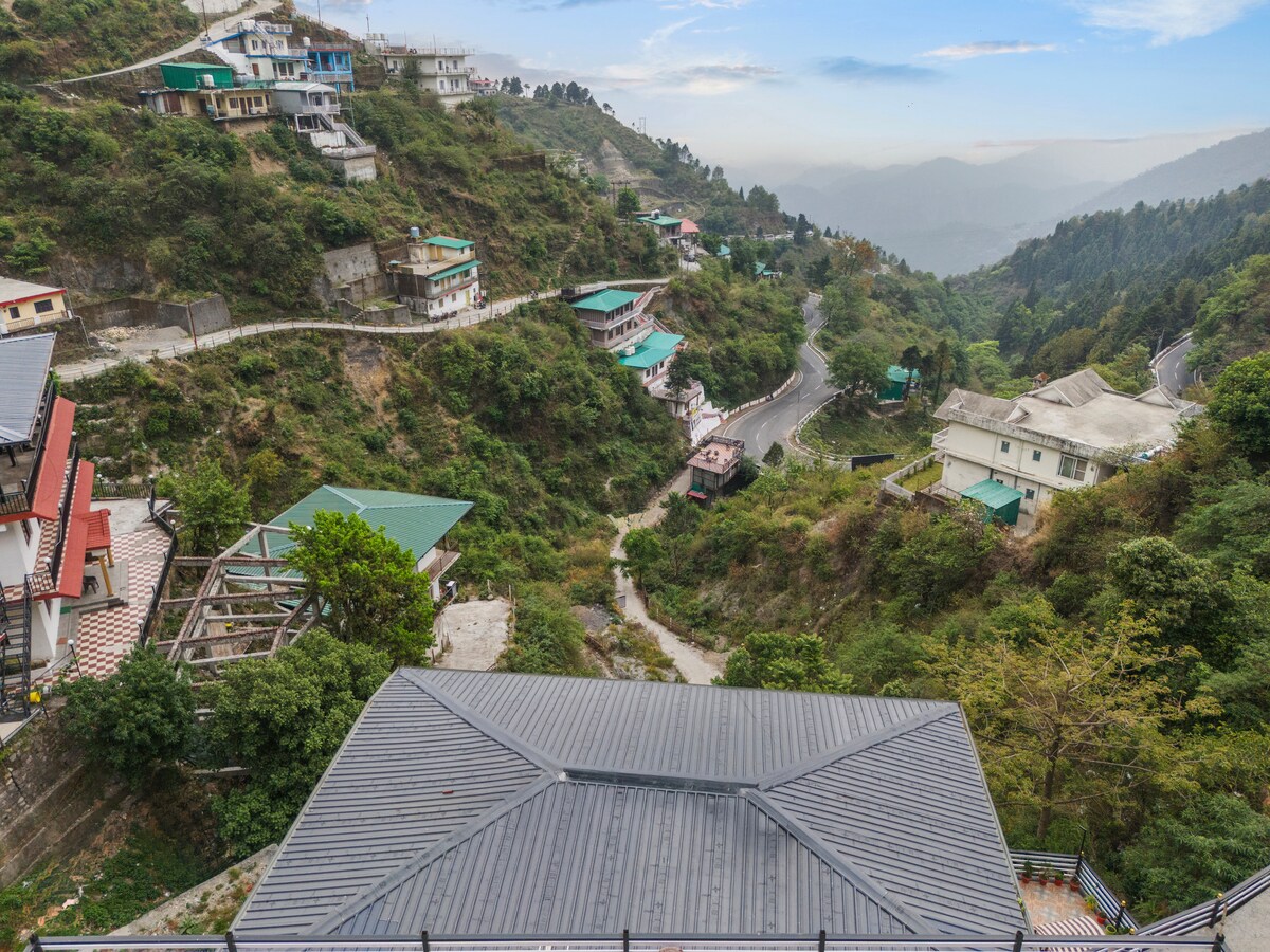 Villa in Mussoorie - Tiny houses for Rent in Mussorie, Uttarakhand ...