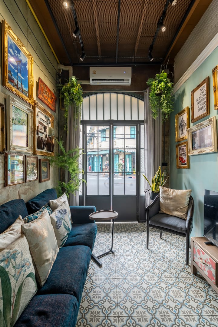 Home / A Mother Loves(3br) Mrt Samyot Byน้องมังคุด - Bangkok