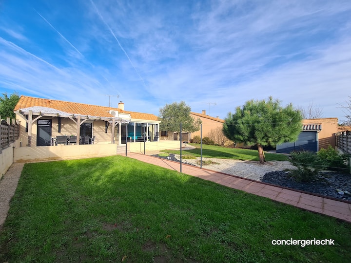 Le Donjon Gîte Cosy Proche Du Puy Du Fou - Puy du Fou