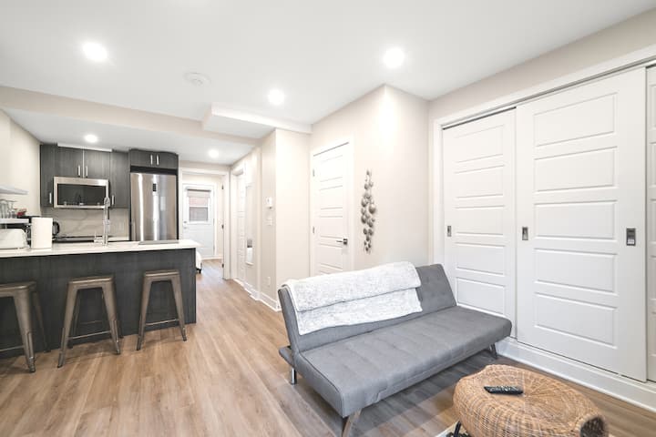 * 1-bedroom Condo In The Heart Of Plateau Mtl | 6b - Montreal