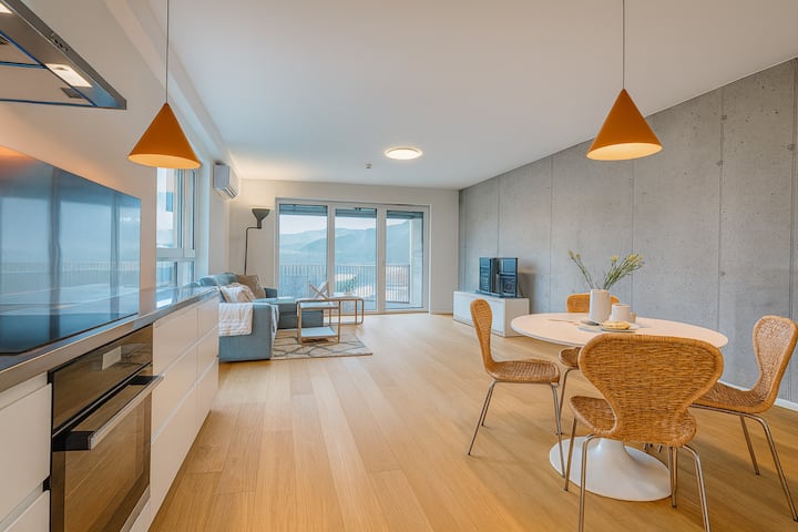 Modern 4-room Home With Office In A Quiet Area - Bratislava