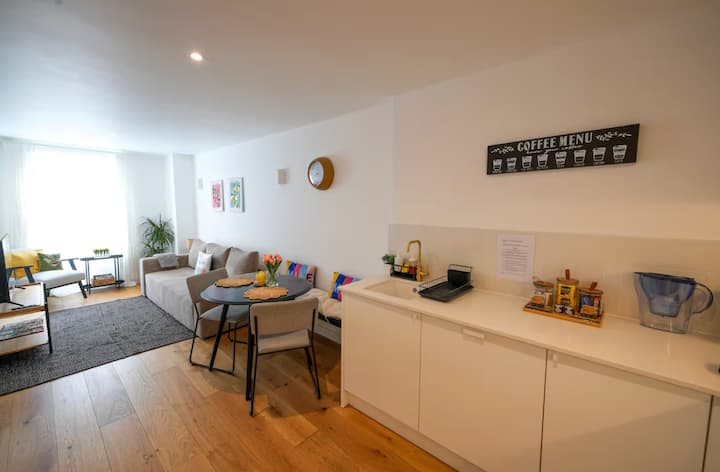 Whitesky Coastal Retreat- Eastborne - Eastbourne