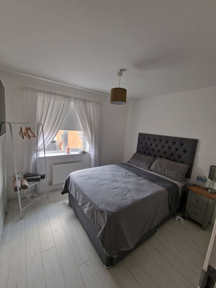 Room Number 3 - Corby