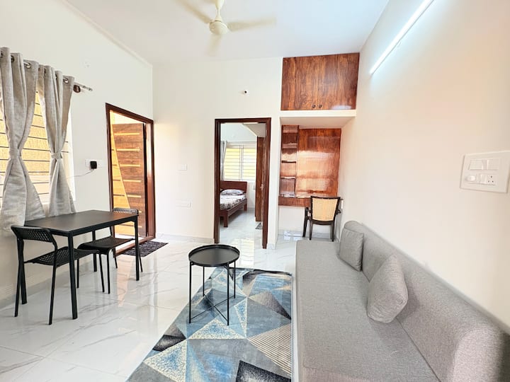 Attractive 1bhk Near Btm Layout 301 - Bengaluru