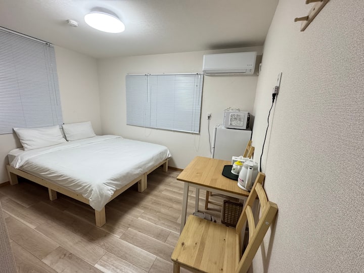 Neat Studio, 1 Stop From Kix, King Bed - 이즈미사노시