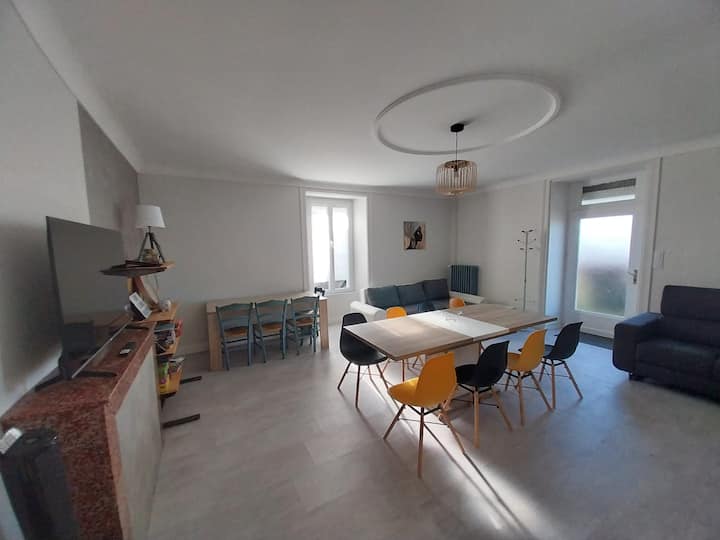 Chez Lilian & Isa - Gîte 12 Personnes - Pouzauges