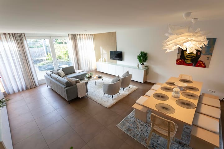 Villa Ronith, Spacious Townhouse In Amsterdam -